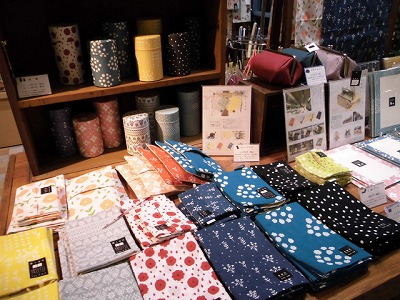 INOBUN（イノブン） 天満橋店のブログ » シックでポップな和雑貨たち